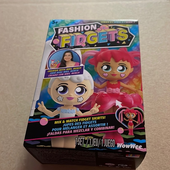 Toys | Nwt Series 2 Fashion Fidgets Dolls | Poshmark